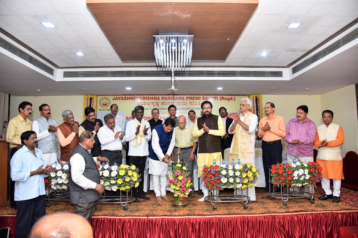 Dr B M Hegde gets George Fernandes memorial award