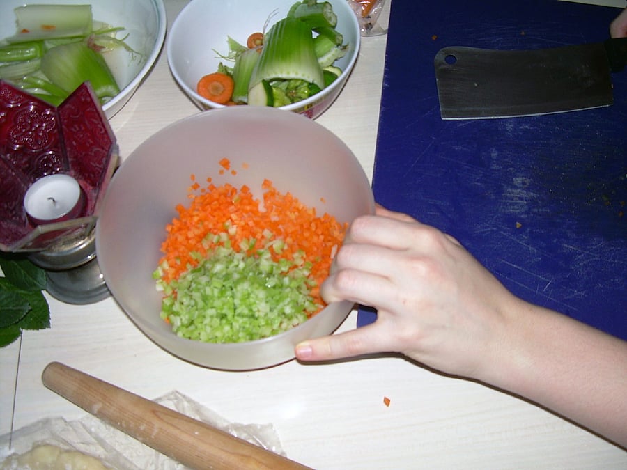 Cutting vegetables, more than fine art