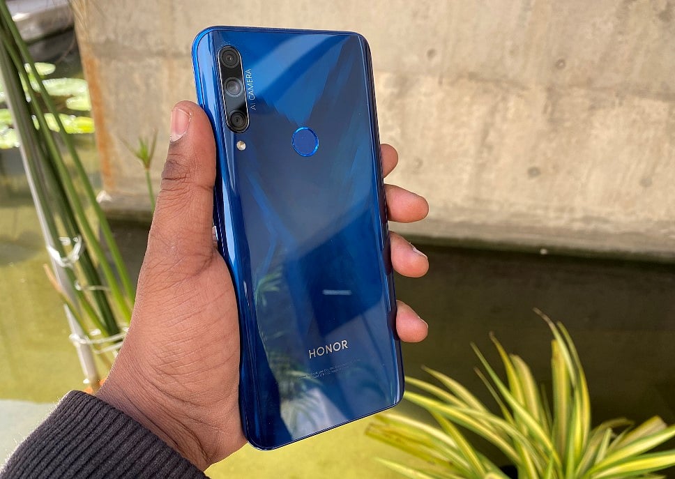 Honor 9X review: Feature-rich pop-up camera phone for the masses