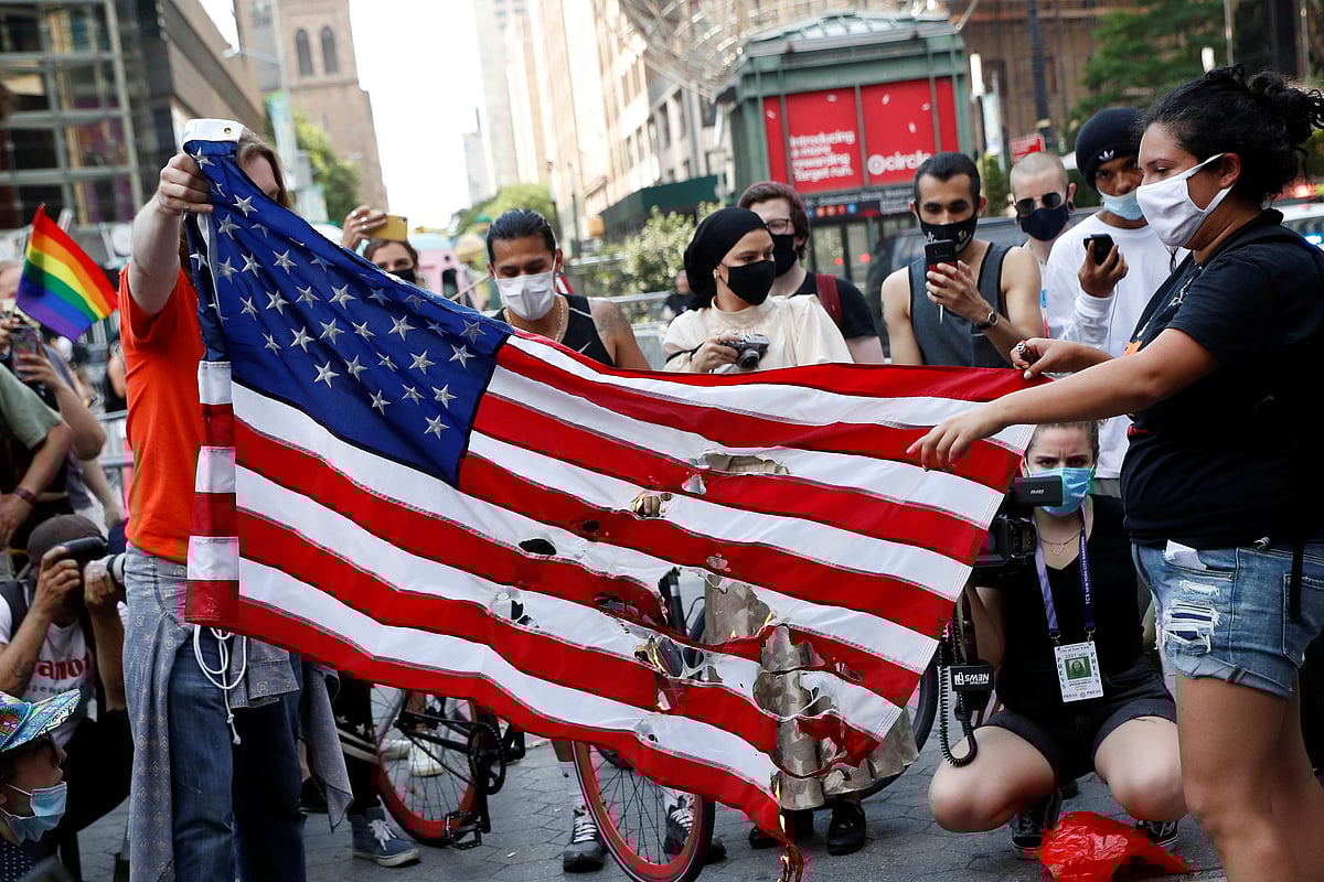Coronavirus, protests, Trump's angry words darken US July 4th weekend