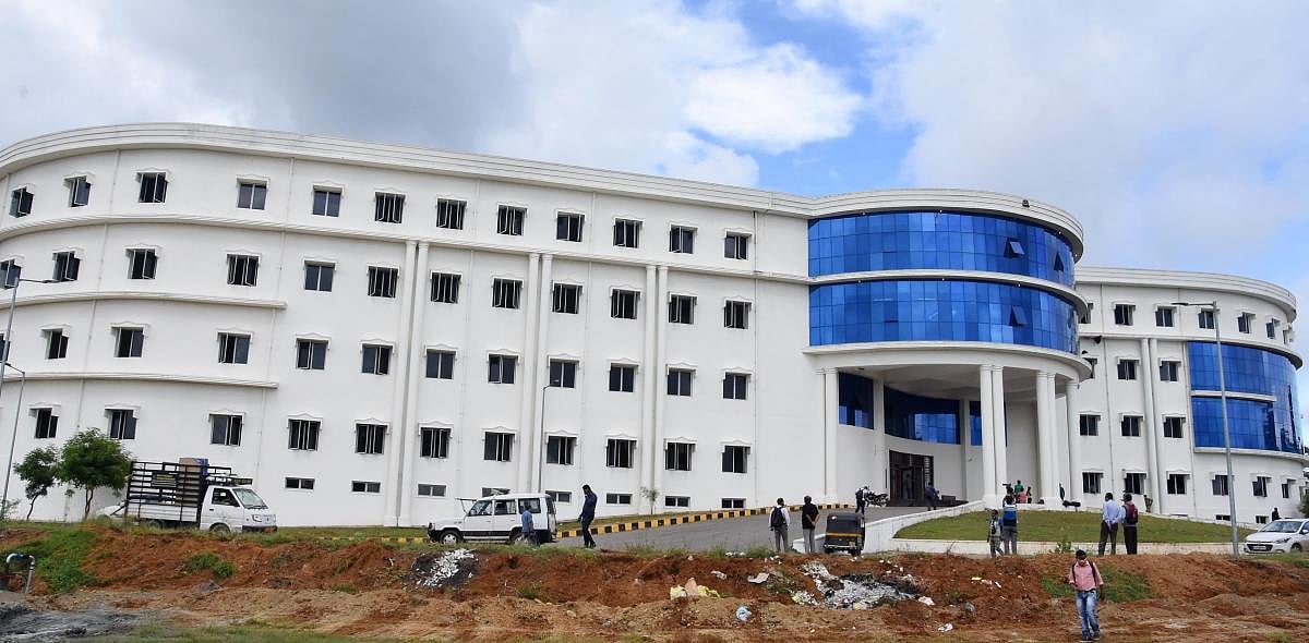KSOU building developed into model Covid Care Centre