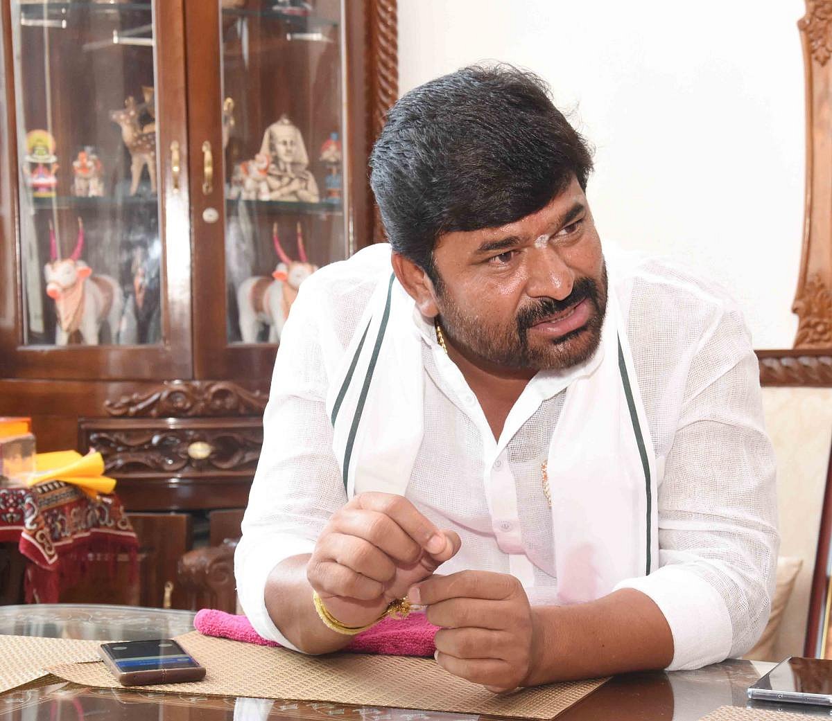 Congress leader Vinay Kulkarni to join BJP?