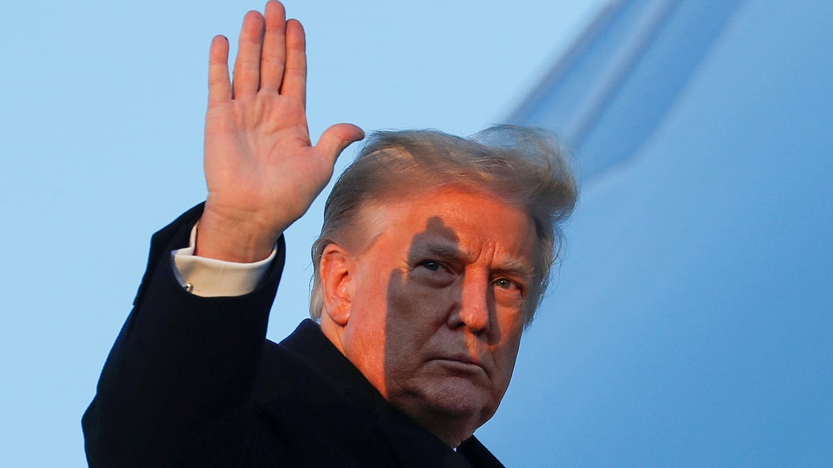 US government heads toward chaotic end to 2020 as Trump fights Congress