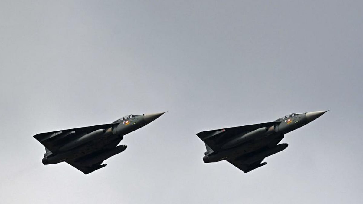Govt formally seals Rs 48,000 cr deal to procure 83 Tejas LCA from HAL