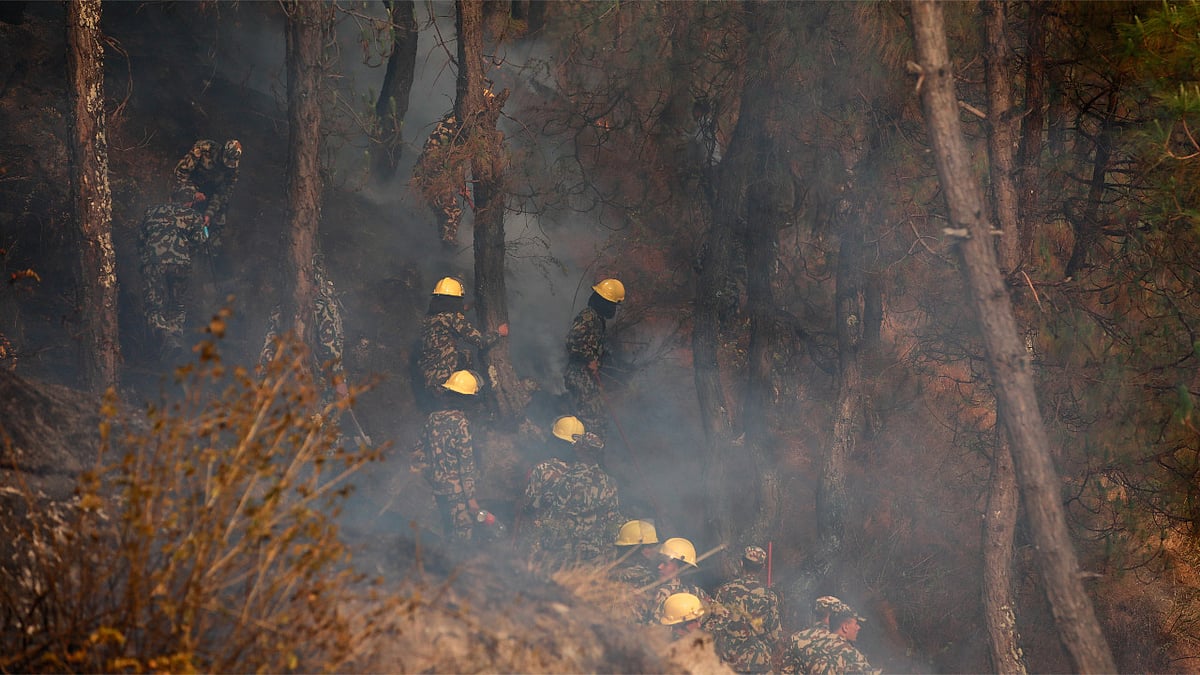 Nepal chokes on smoke and ash as drought-worsened wildfires rage