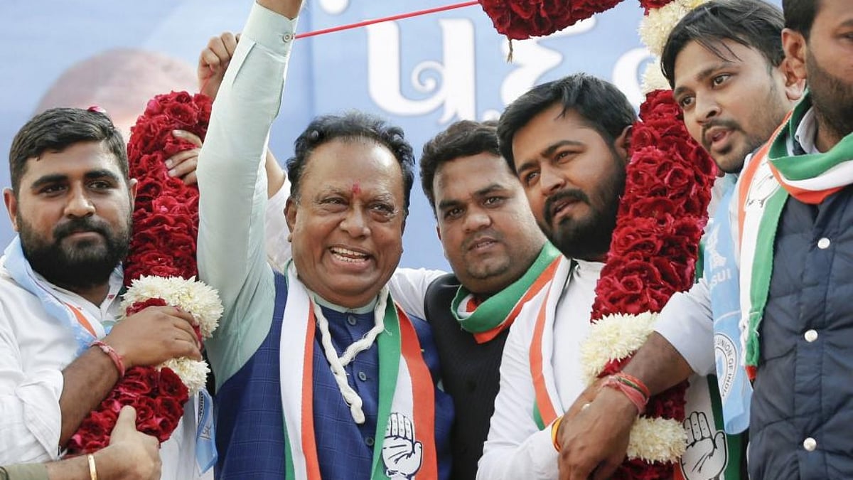 Gujarat Congress gives grand welcome to new state president, LoP