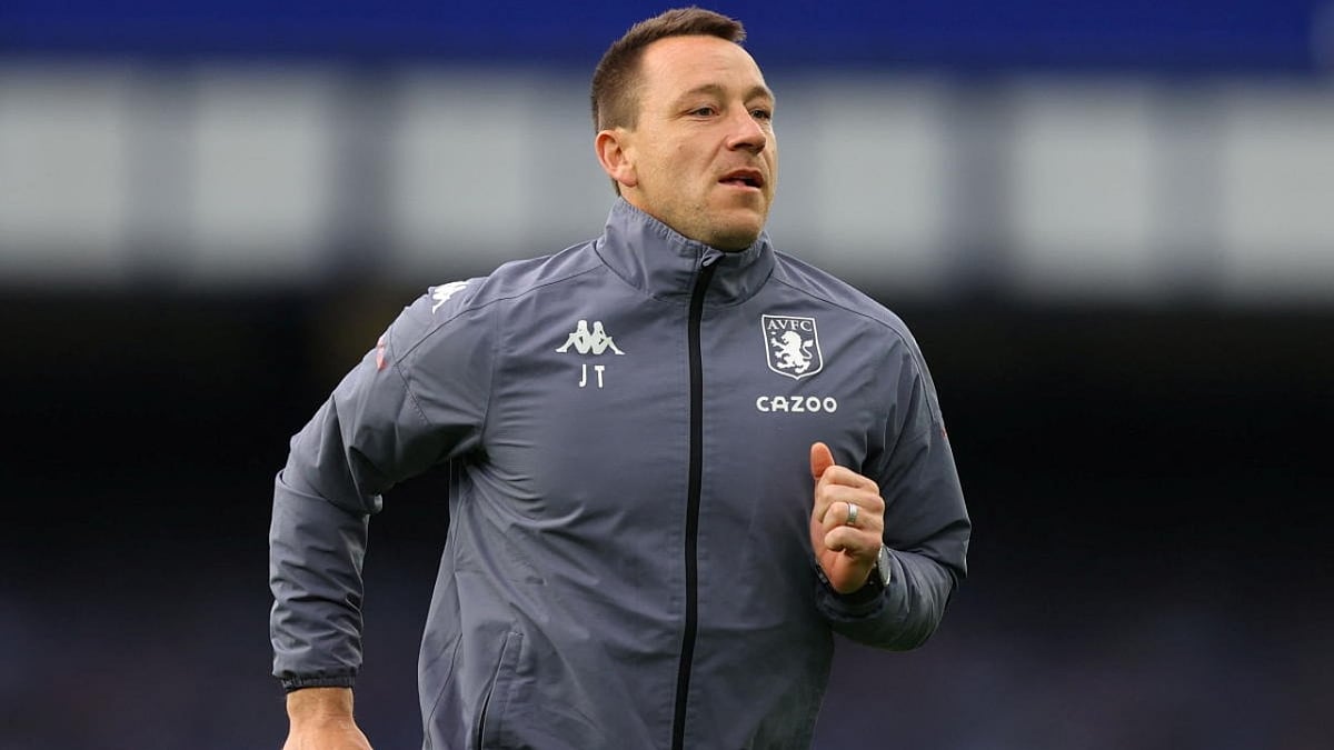 Chelsea legend John Terry returns to club in coach consultancy role