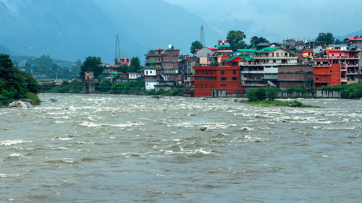 31 dead as heavy rains inflict chaos on Himachal Pradesh, Uttarakhand ...