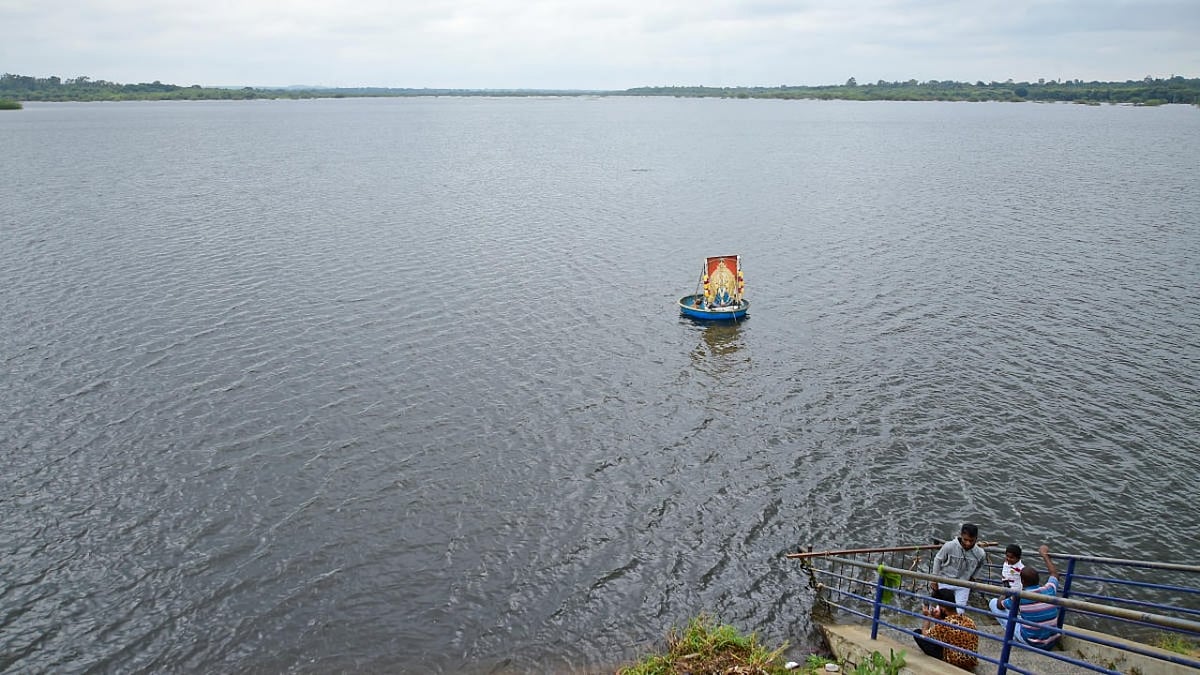 Karnataka's Hesaraghatta lake fills to the brim after hiatus of 28 years