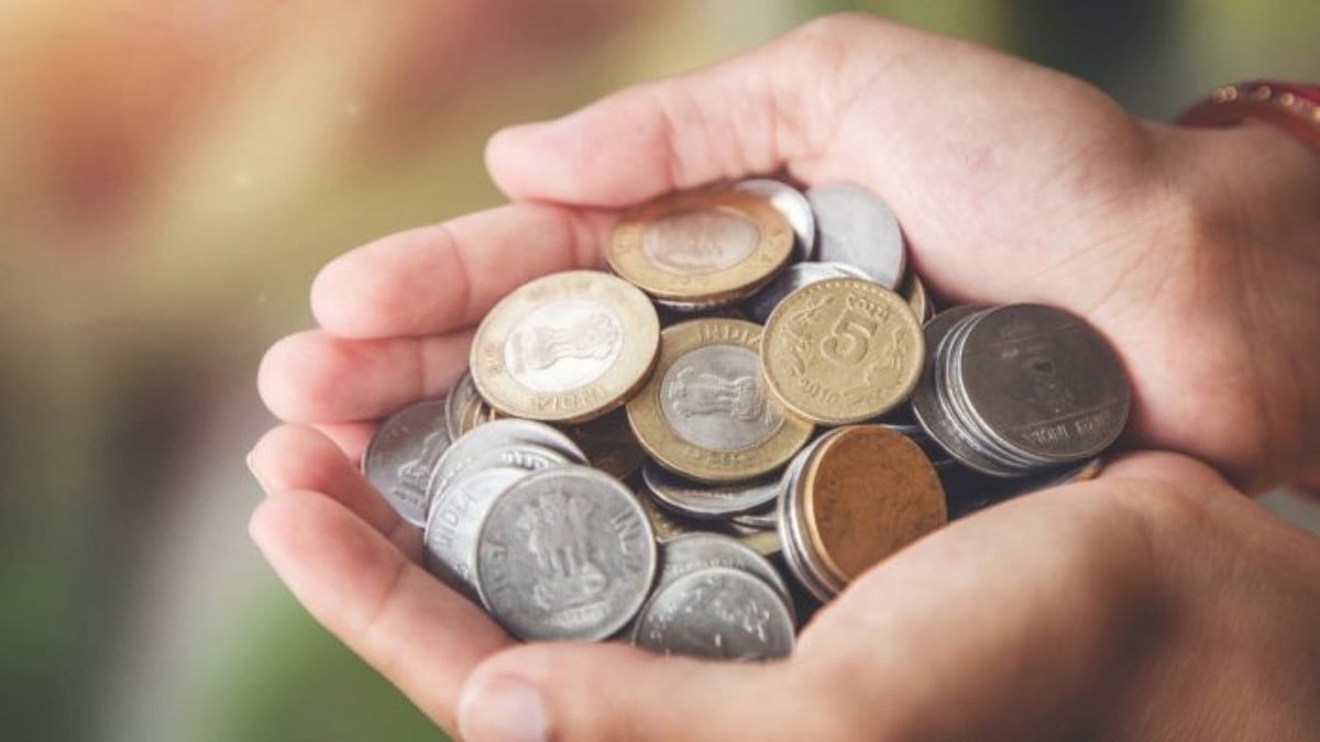 Gujarat polls: Daily wager contesting as independent pays Rs 10,000 ...