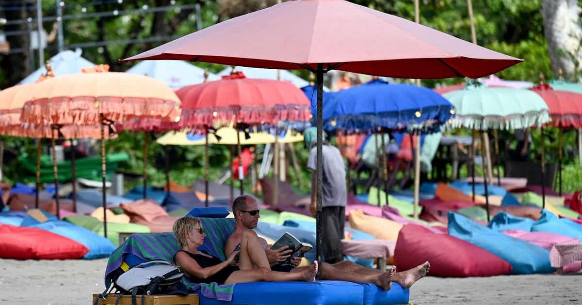 Indonesia Seeks To Allay Tourism Fears Over New Sex Law