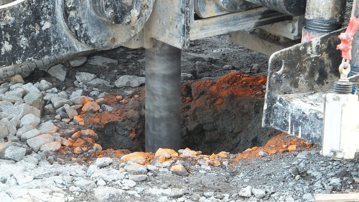 Child falls into borewell in UP's Hapur, rescue efforts under way