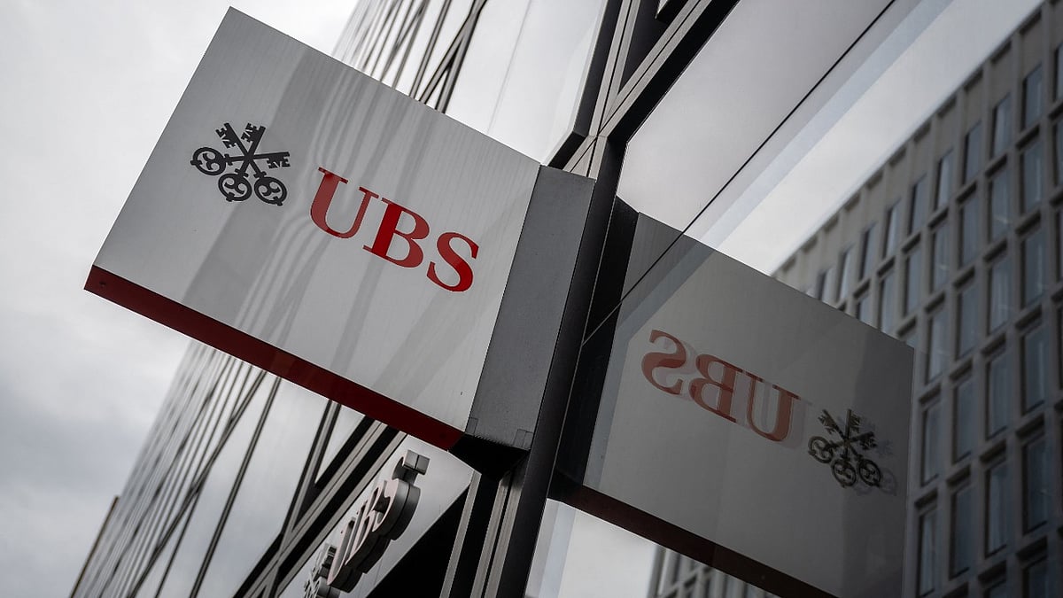 UBS promises retention packages to Credit Suisse Asia wealth bankers ...