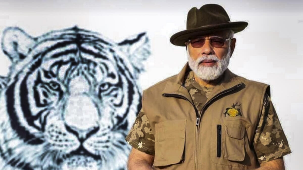 PM Modi arrives in Mysuru to participate in the celebrations to ...