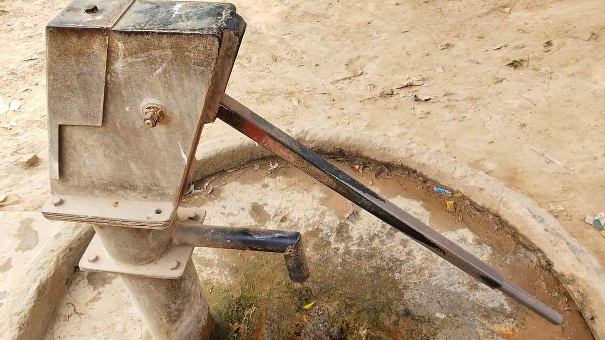 Woman thrashed by 3 men for using public handpump dies