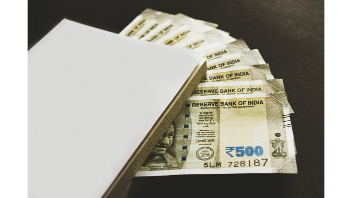 Rupee rises 3 paise to 82.40 against US dollar in early trade