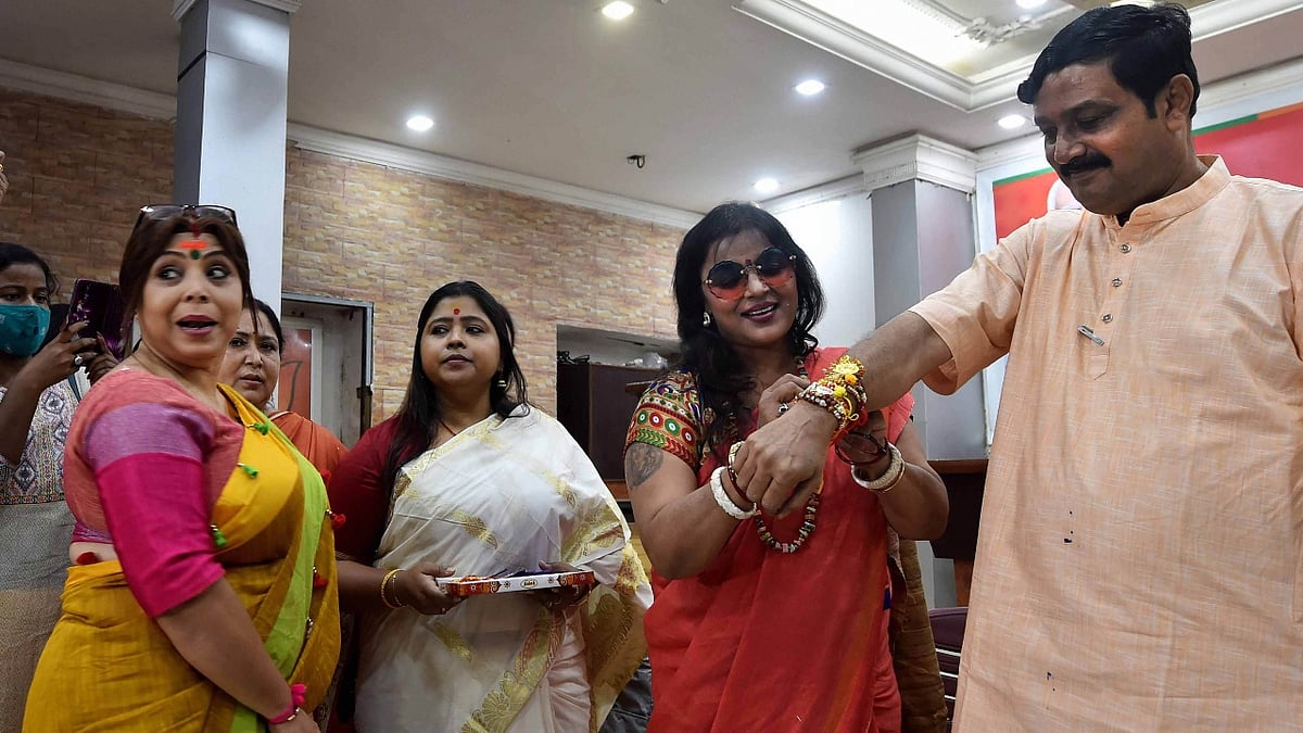 Here’s how Indian politicians celebrated Raksha Bandhan 2021 — See pictures