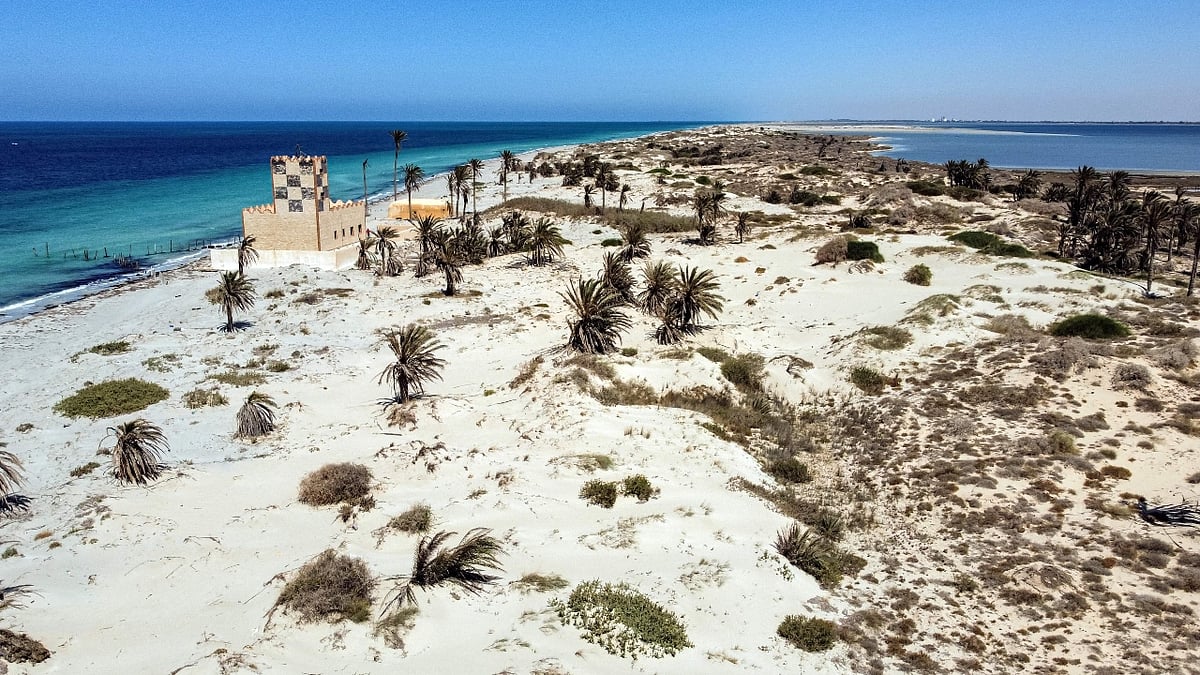 'Catastrophic' pollution plagues Libya beaches — See pictures