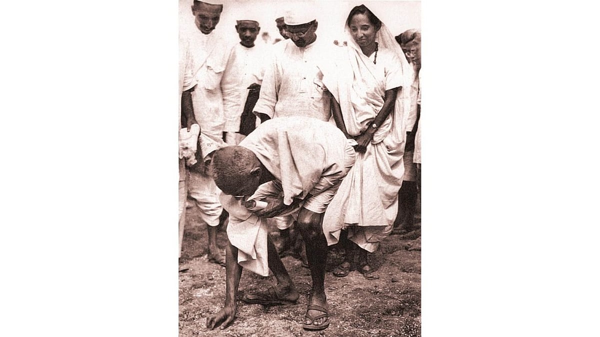 Gandhi Jayanti: Rare photos of the Father of the Nation