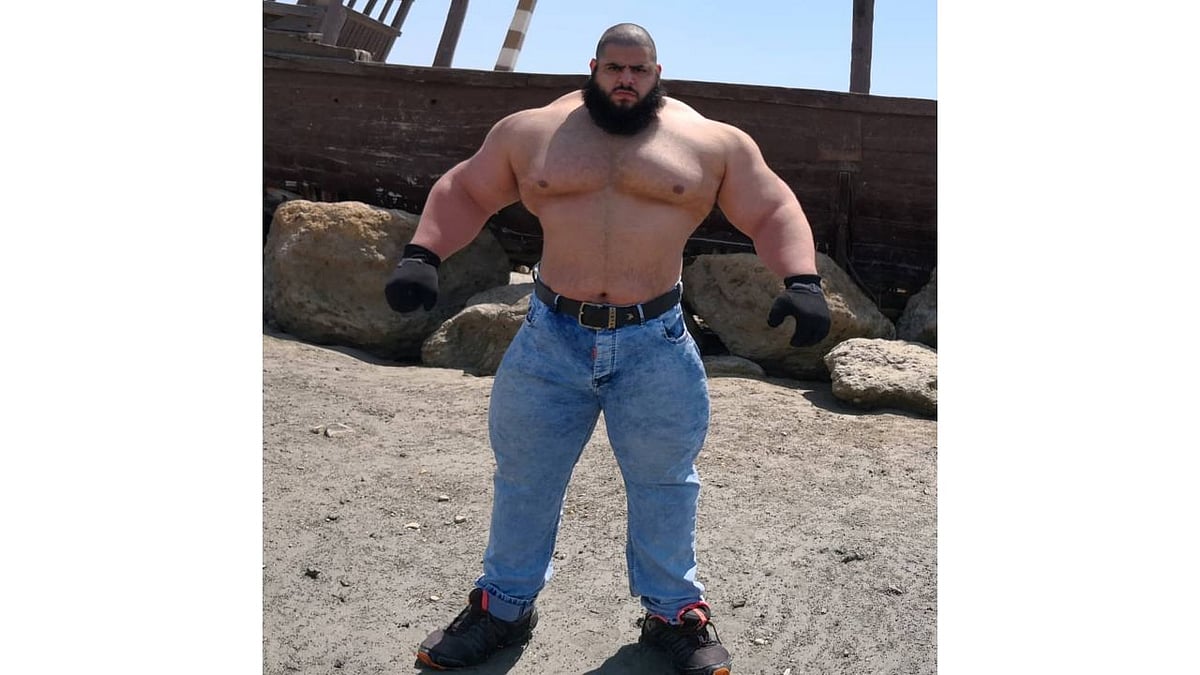 In Pics | Iranian Hulk Sajad Gharibi all set to fight 'Scariest Man On ...