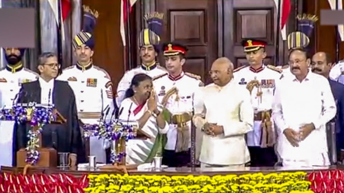 Droupadi Murmu takes oath as the 15th President of India — See pictures
