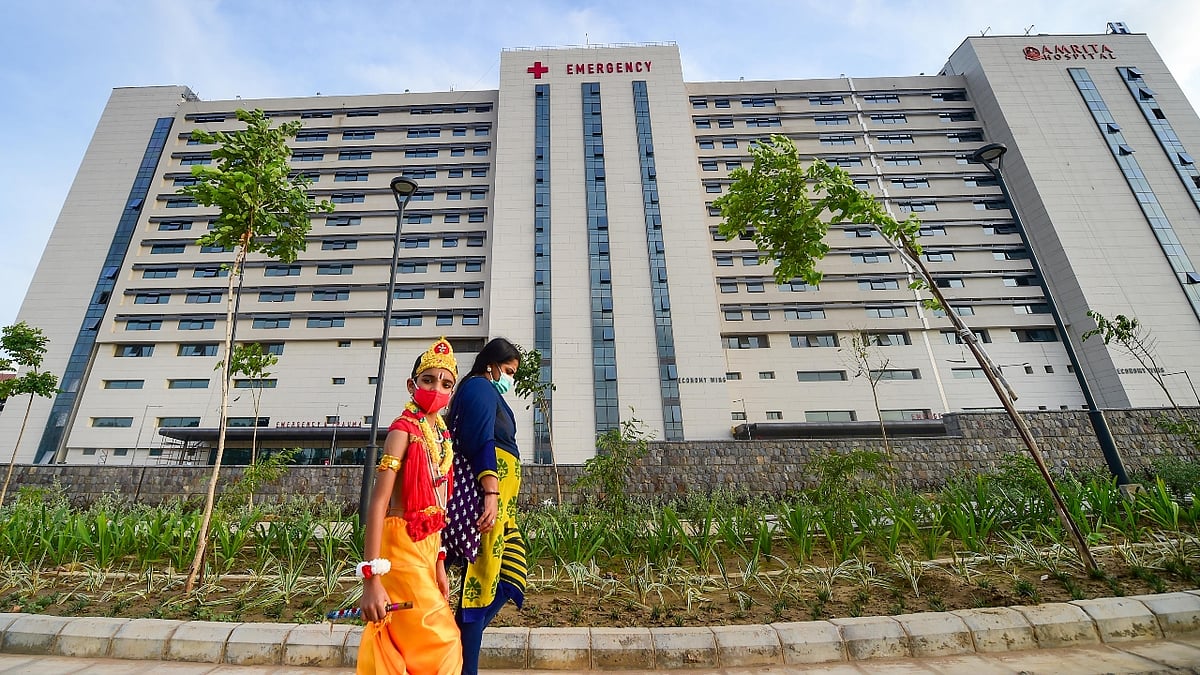 Modi unveils Asia's largest pvt hospital in Faridabad