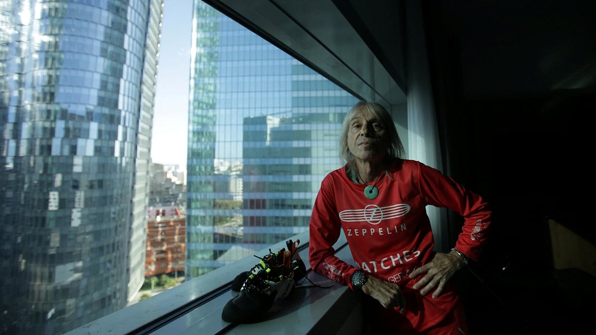 'French Spiderman' turns 60, celebrates by climbing Paris skyscraper