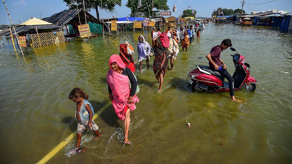 Over 1300 villages in Uttar Pradesh affected by floods