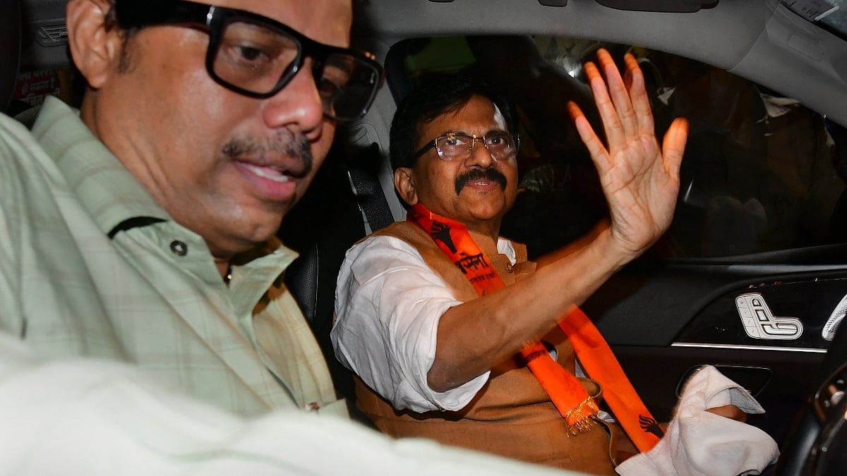 In Pics | Sanjay Raut walks out of jail after 3 months, receives grand ...