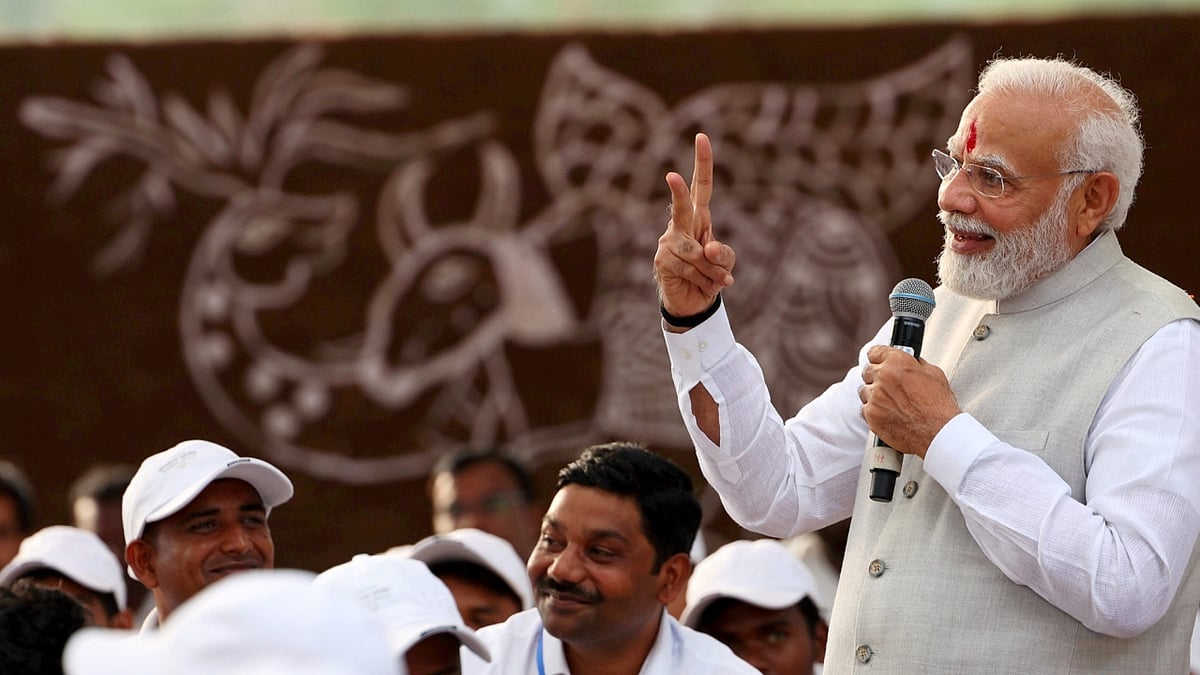 In Pics | PM Modi visits MP's Shahdol, interacts with tribal community ...