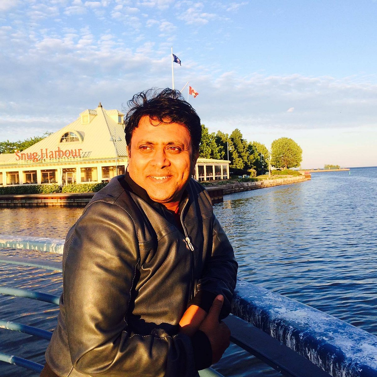 AMR Ramesh revives ambitious projects