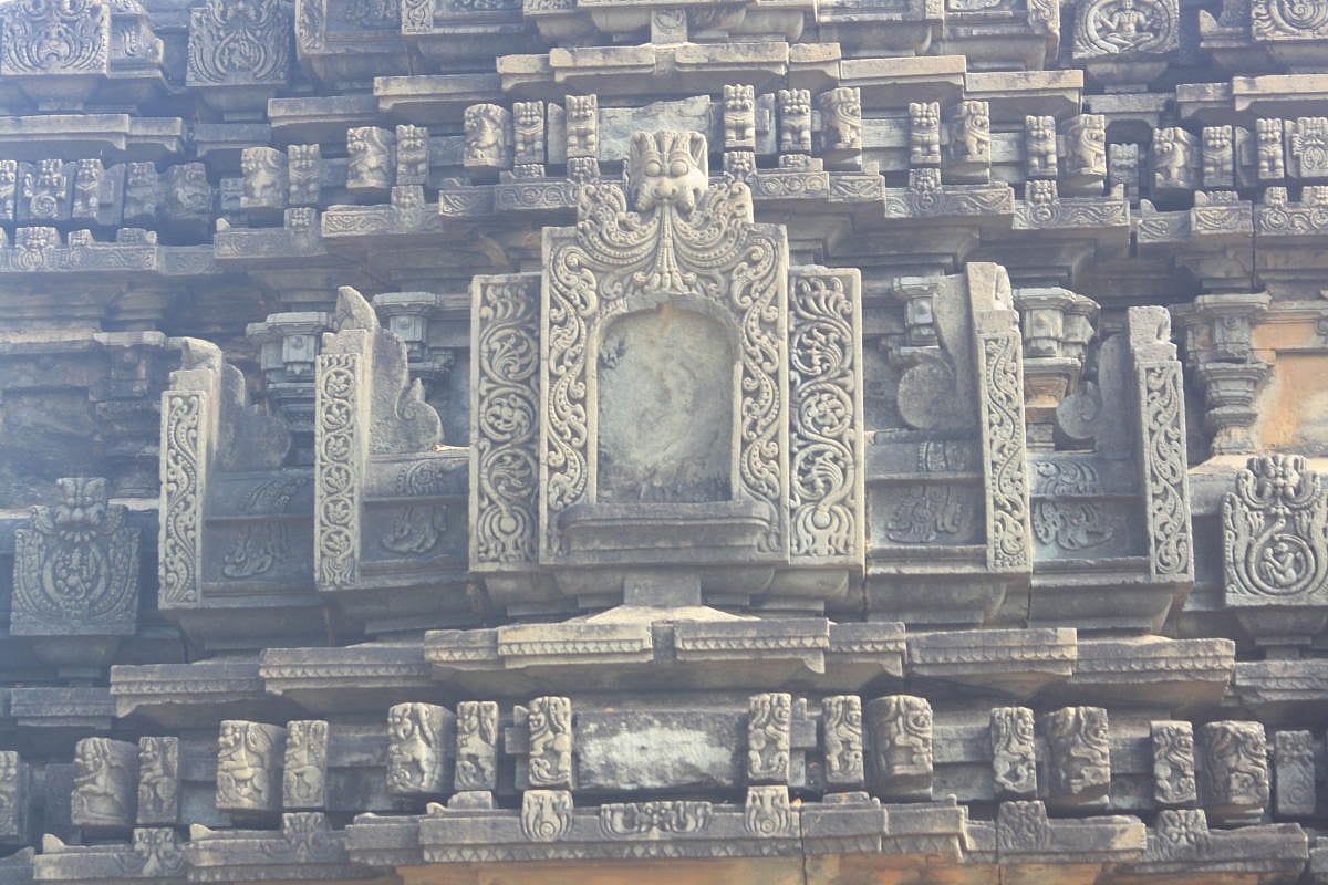 Jakanachari: An artisan or a collective genius?