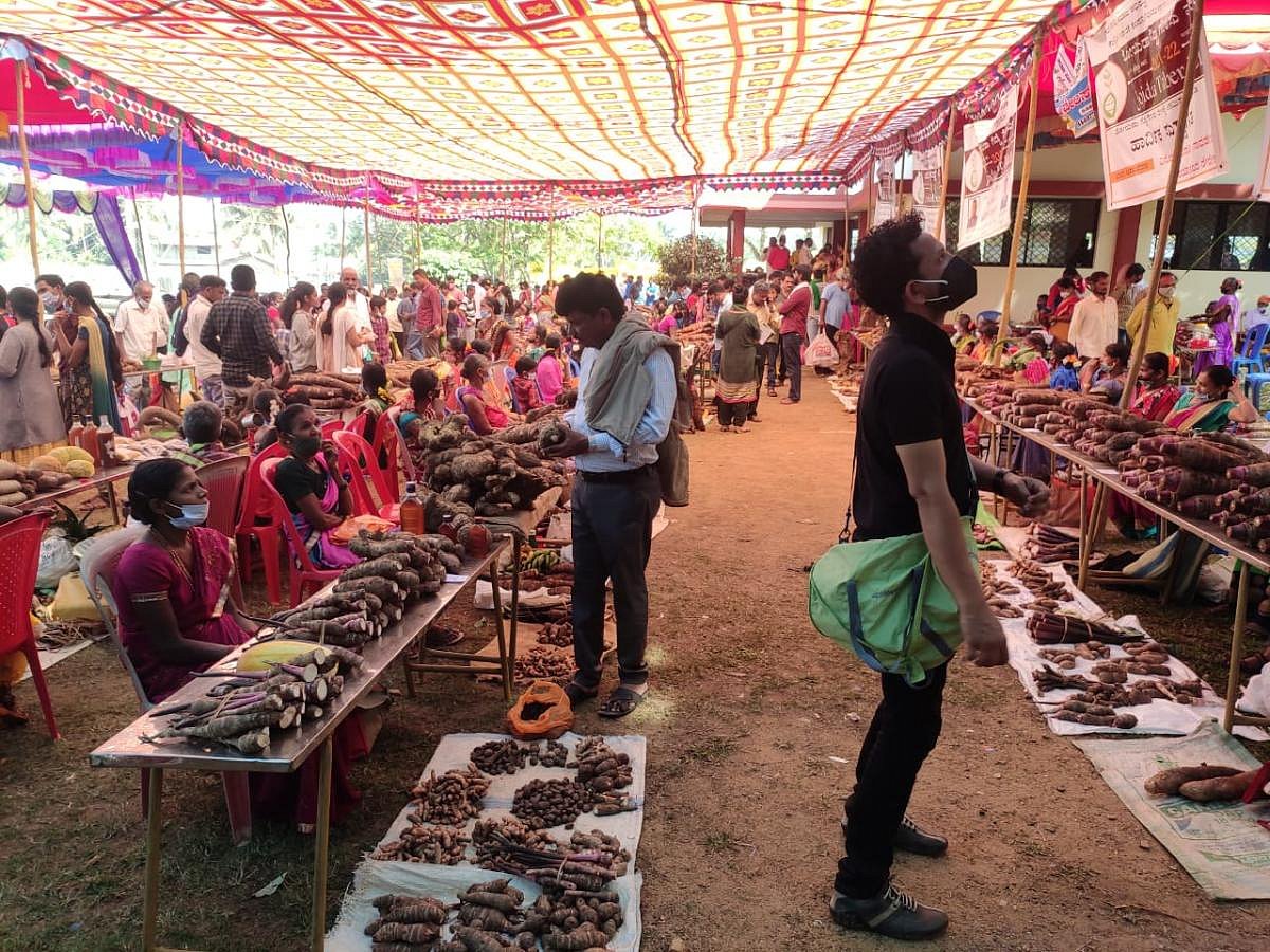 A community's roots go on display at Joida's tuber mela
