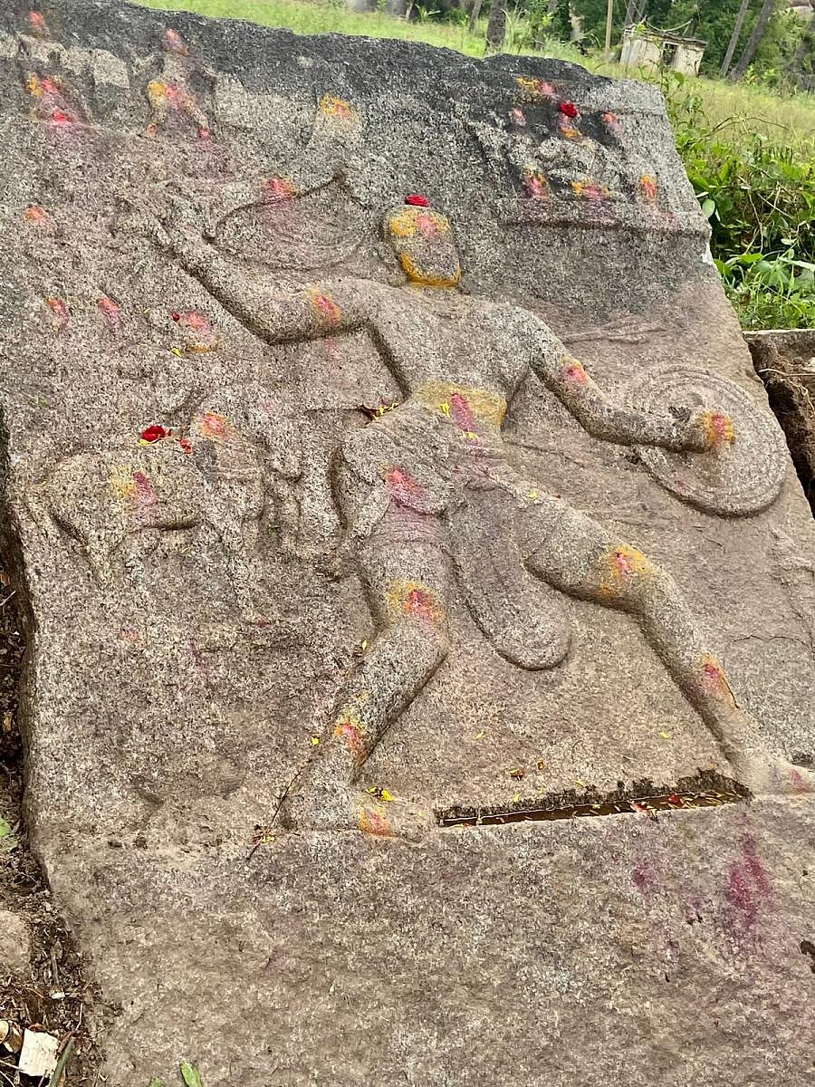 The forgotten hero stones of Kolar