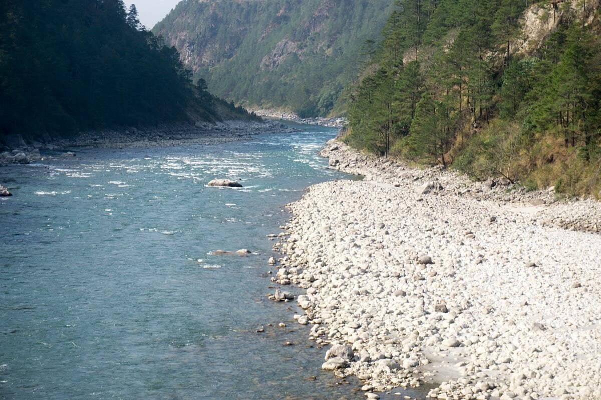 Chasing the first rays of the sun in Walong