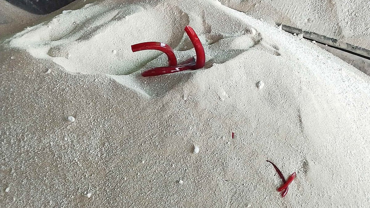 The fragile world of glass bangles