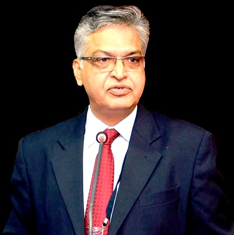 Varsities are only losers in political feuds